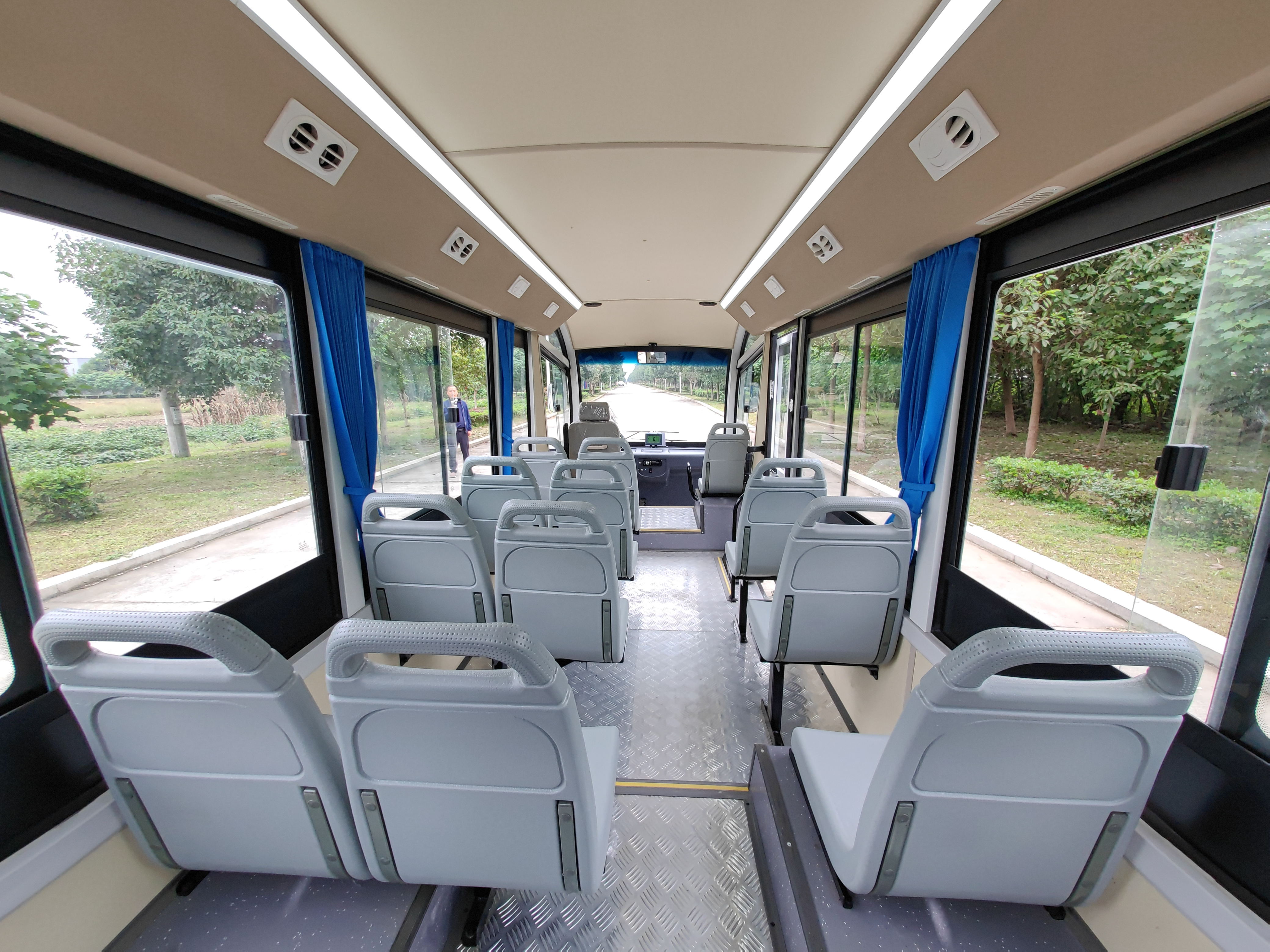 220V Long Range 17 Seats School Mini Electric Bus