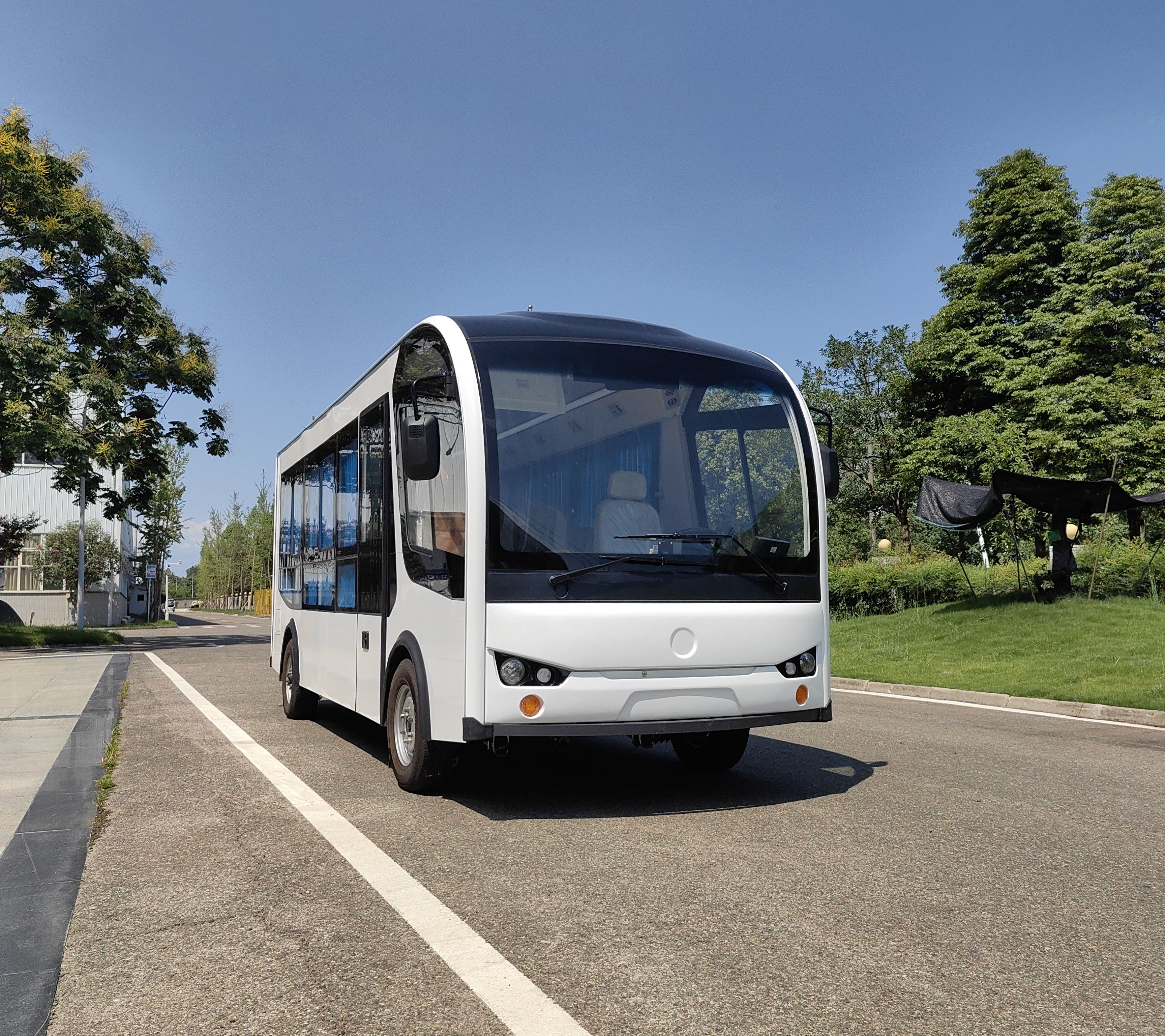 Luxury Comfortable 18 Seats Electric Mini Bus