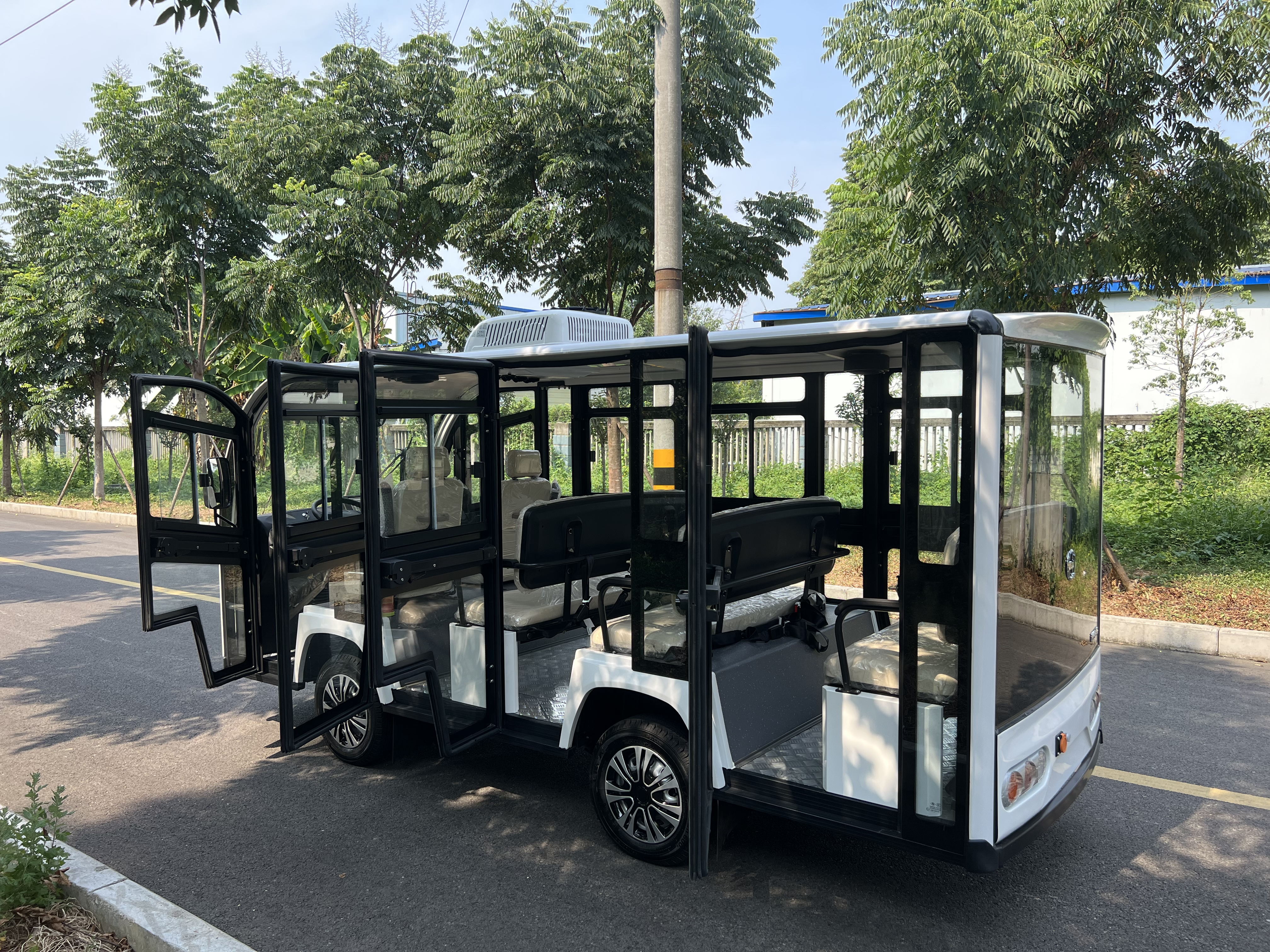 Professional Utility 11 Seats Enclosed Electric Sightseeing Car